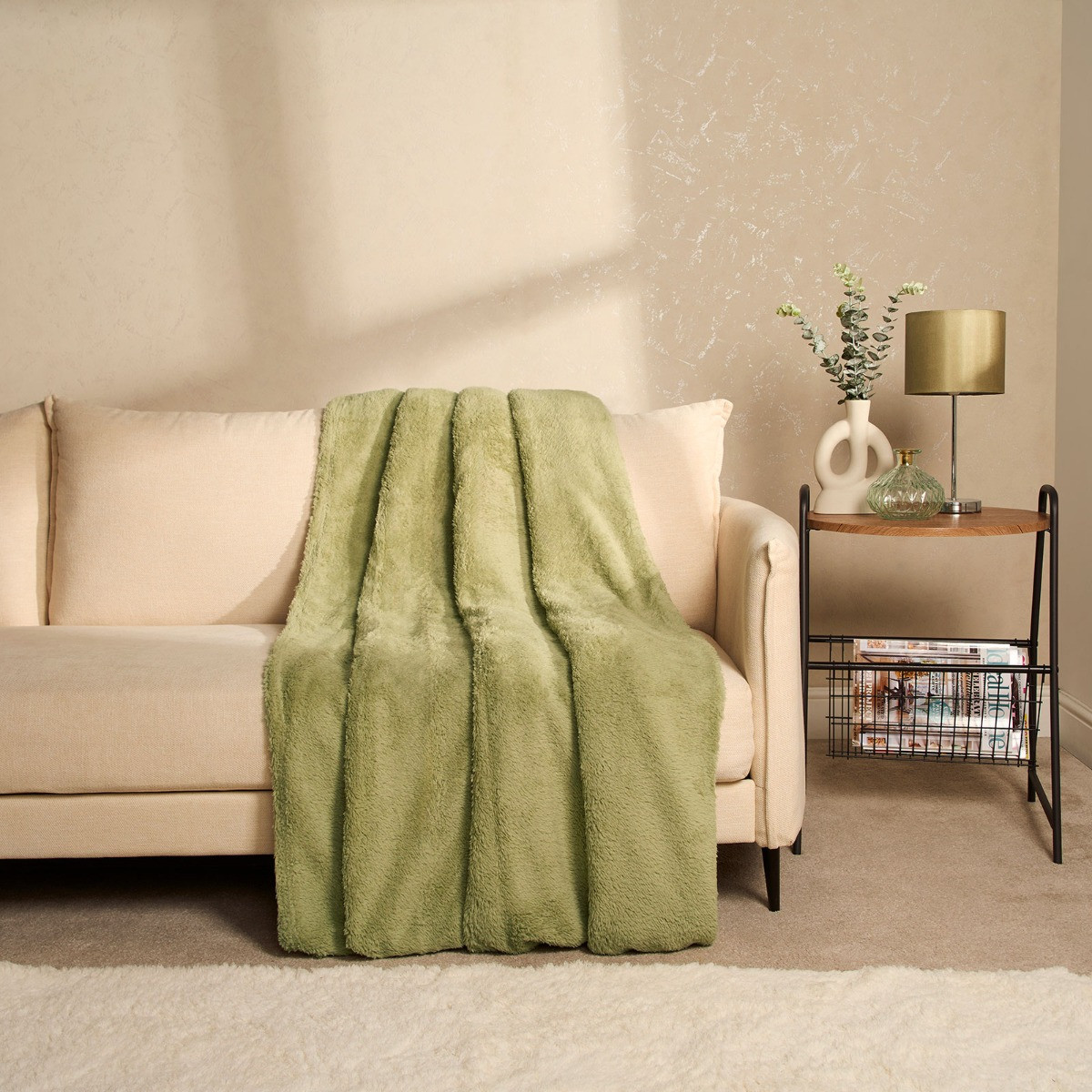 Brentfords Teddy Fleece Throw, Sage - 125 x 150cm