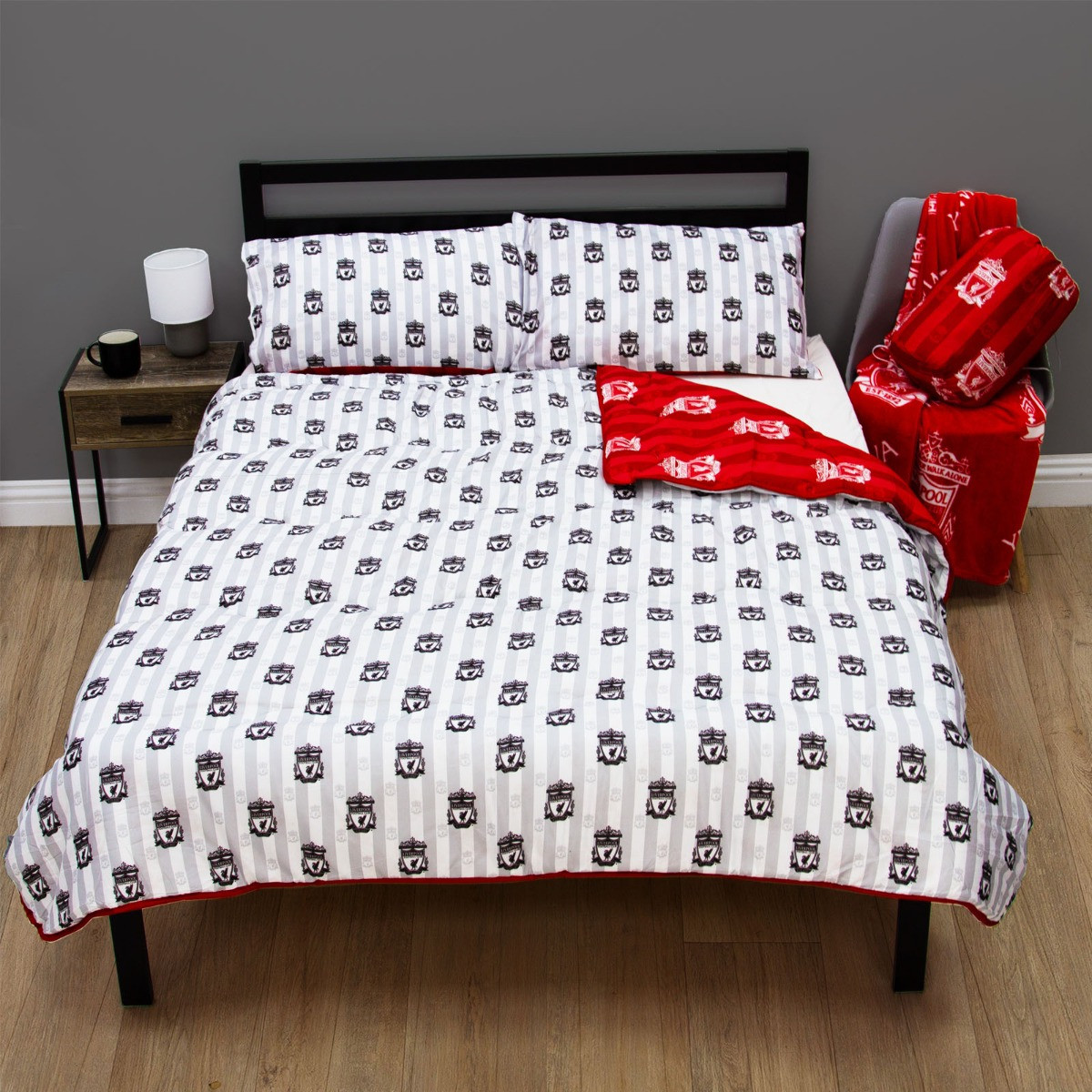 Liverpool Reversible Coverless 10.5 Tog Duvet - Red