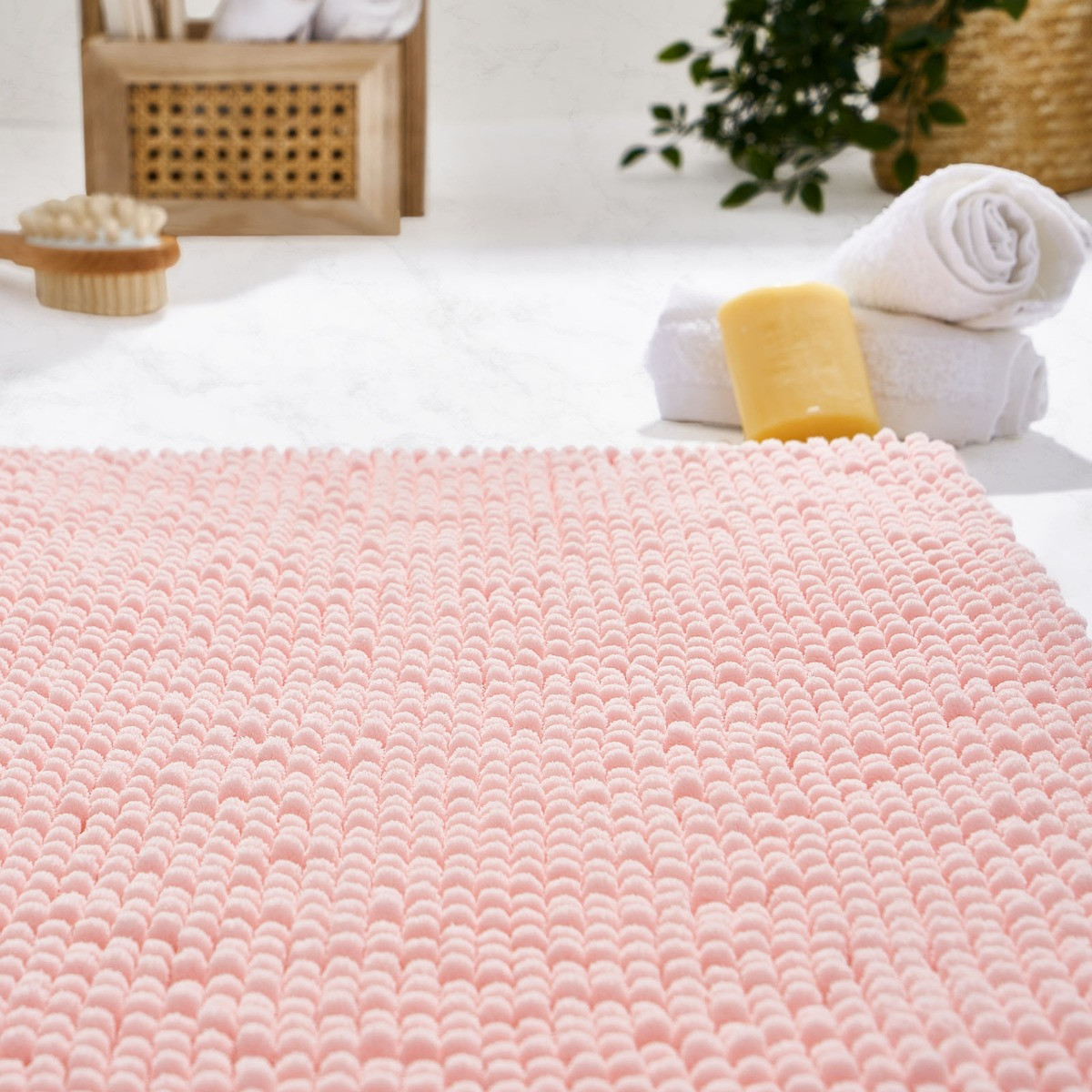 Brentfords Noodle Bath Mat - Blush Pink