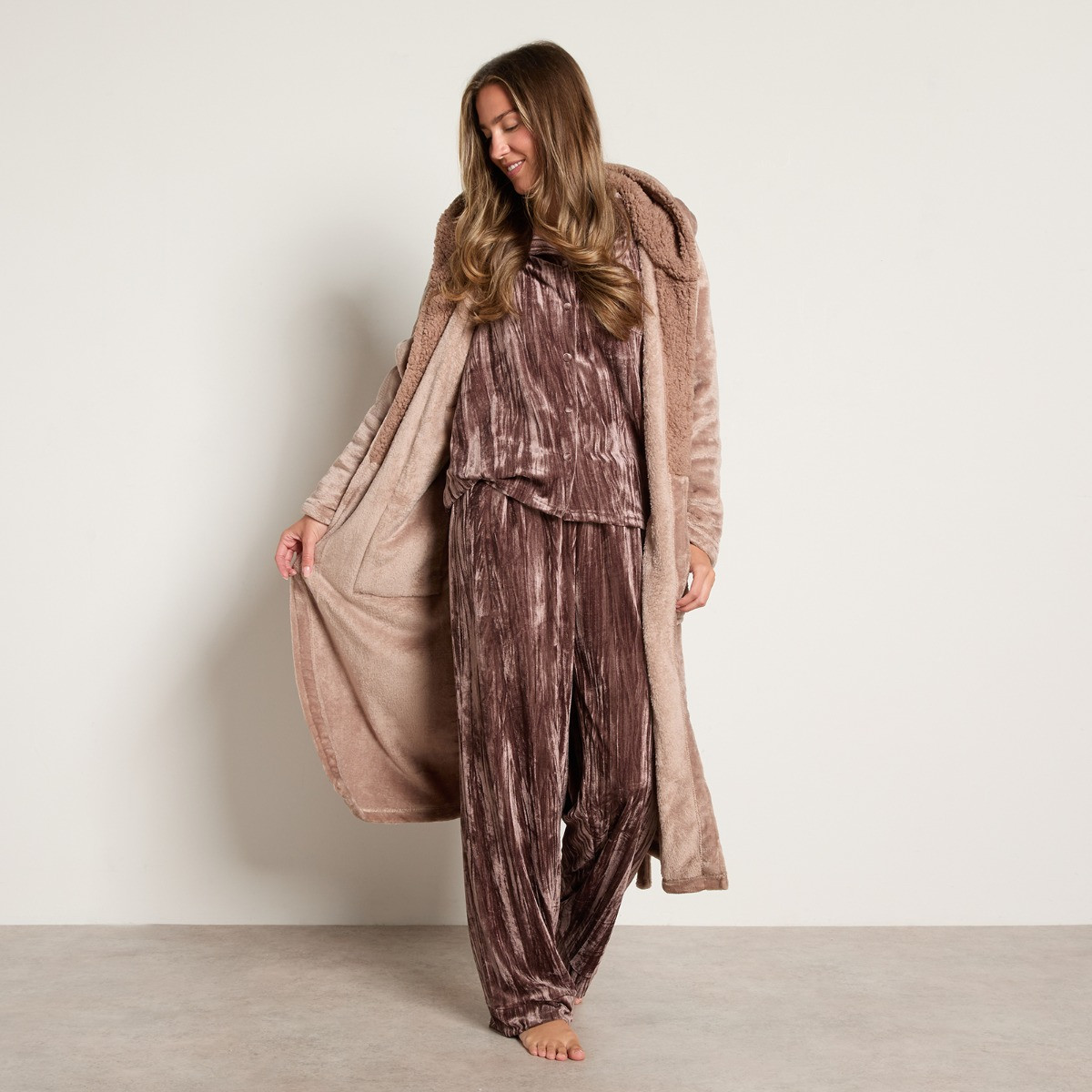 OHS Flannel Fleece Dressing Gown - Mink