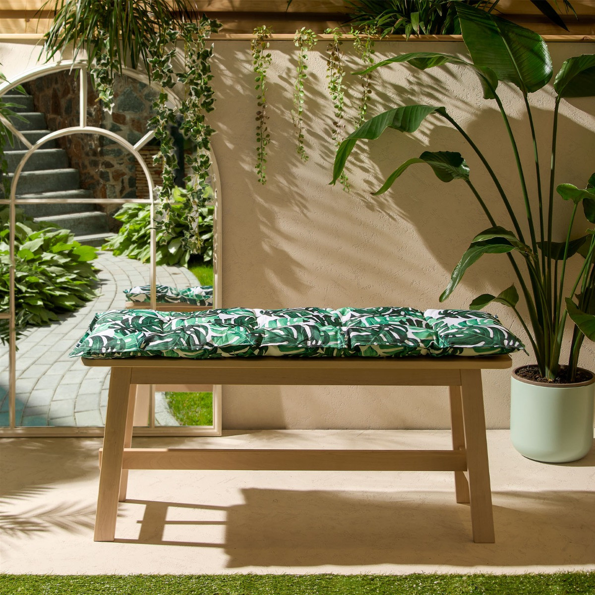 OHS 2 Seater Leaf Print Water Resistant Bench Pad, 110cm x 40cm - Green ...