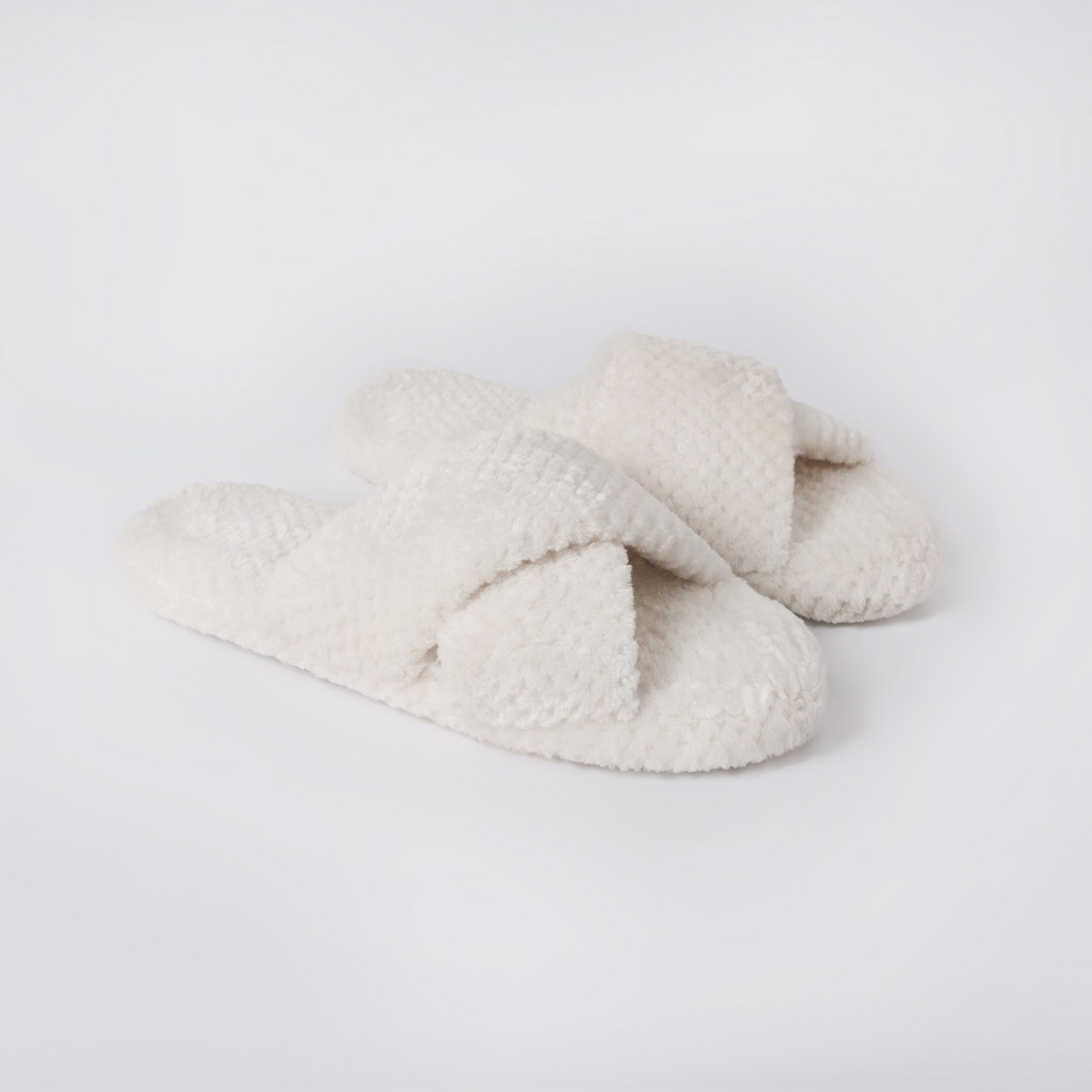 OHS Waffle Fleece Cross Strap Slippers, White - Small