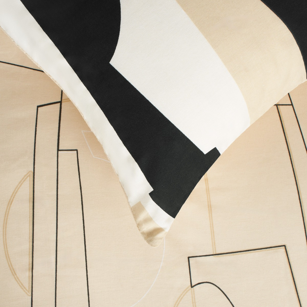 OHS Abstract Geo Duvet Set, Black/Natural - King