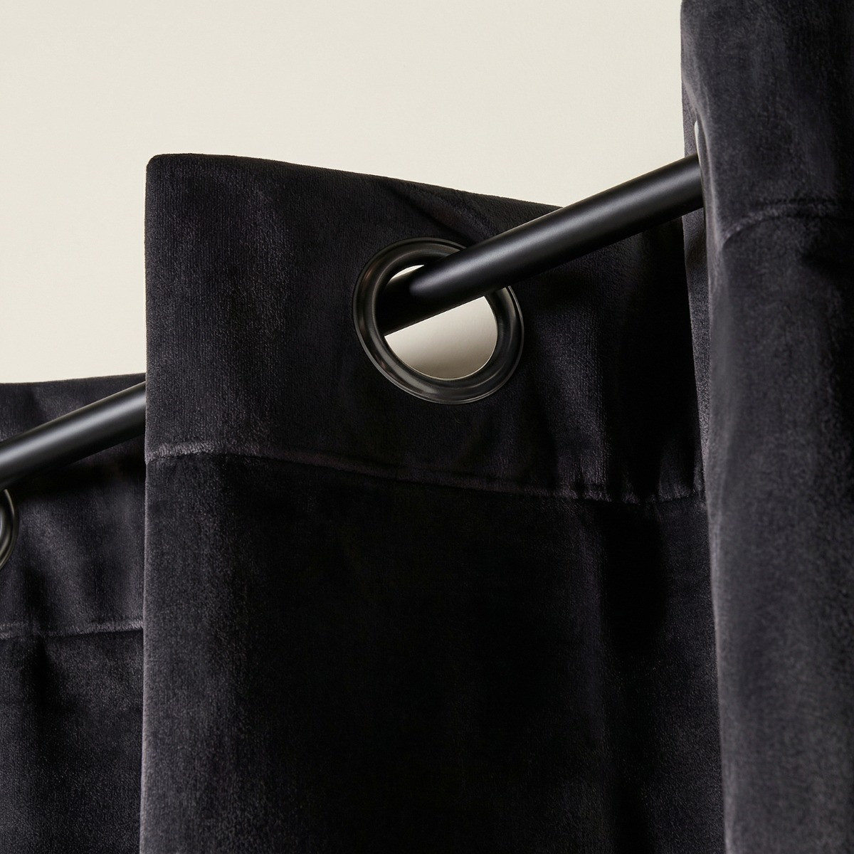 OHS Thermal Velvet Eyelet Curtains, Black - 90 x 90in