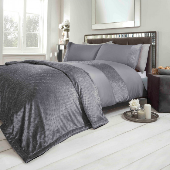 Cheap Duvet Covers - Explore Our Duvet Cover Set Sale! | OHS