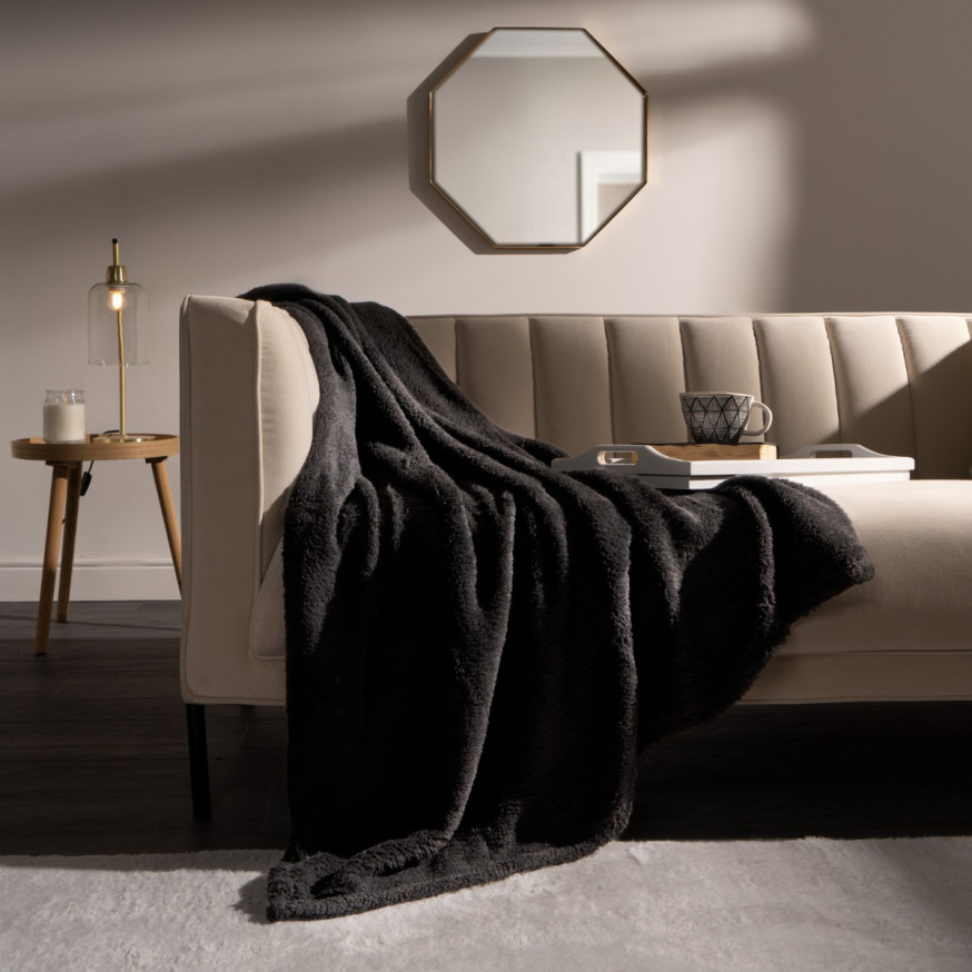 Brentfords Teddy Fleece Throw - Black