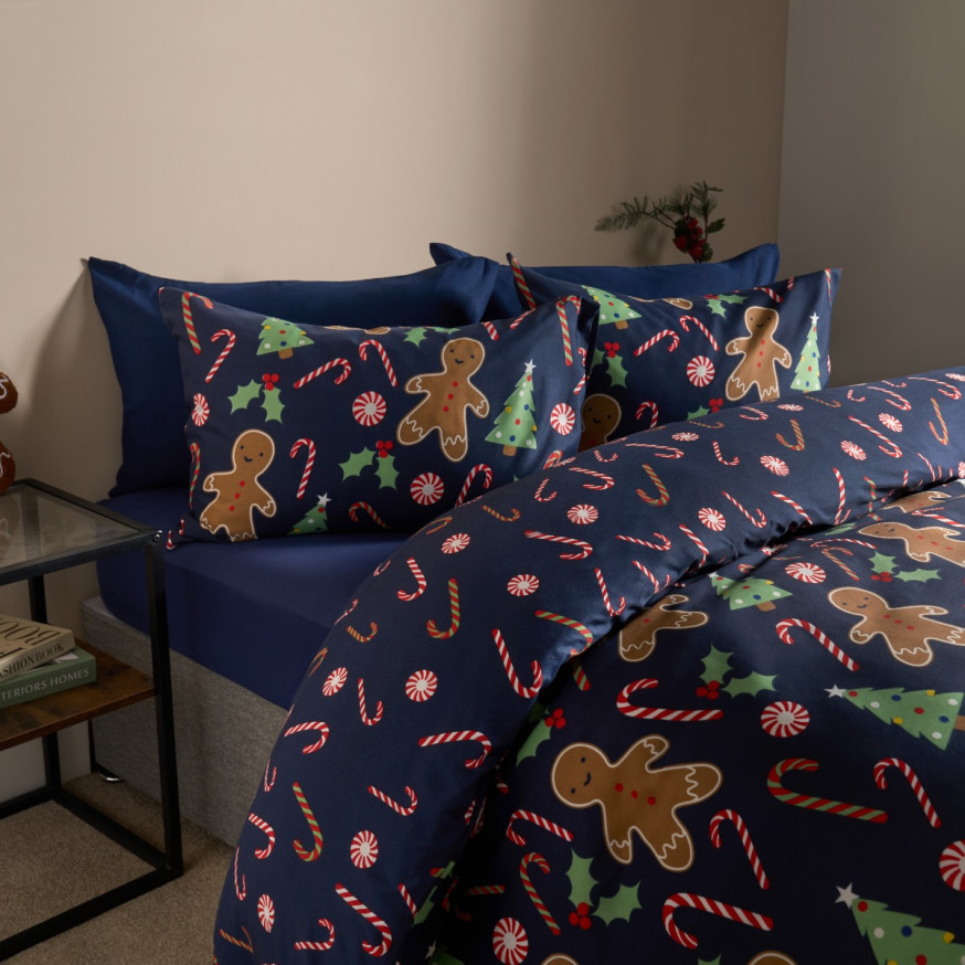 OHS Gingerbread Man Candy Cane Reversible Duvet Set - Navy