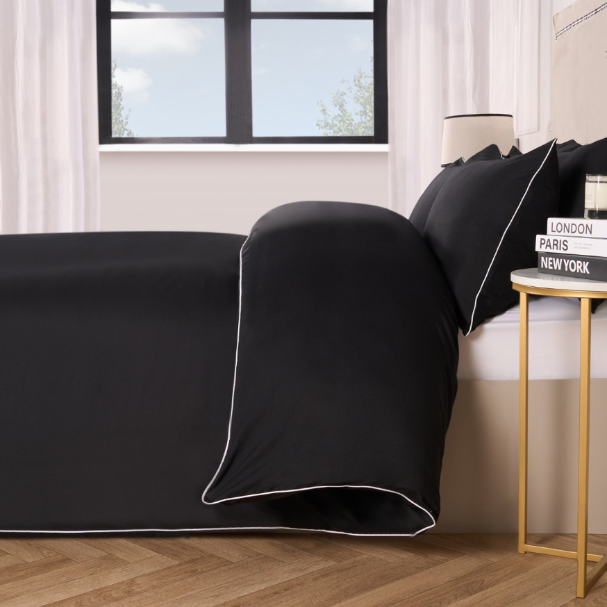 OHS Piped Edge Duvet Set - White/Black