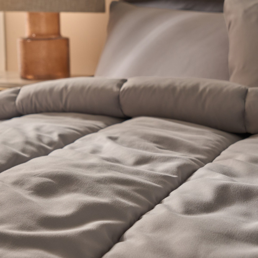 OHS Coverless 10.5 Tog Duvet Set, Silver - King