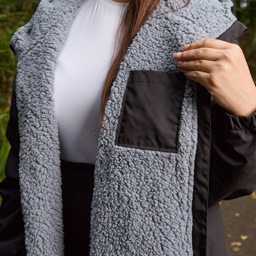 OHS Adults Water Resistant Sherpa Drying Robe - Black