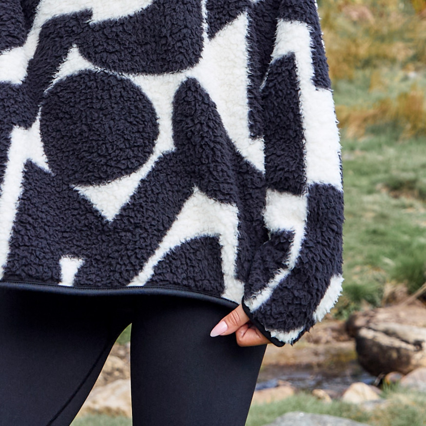 OHS Teddy Geometric Print Half Zip Fleece - Monochrome