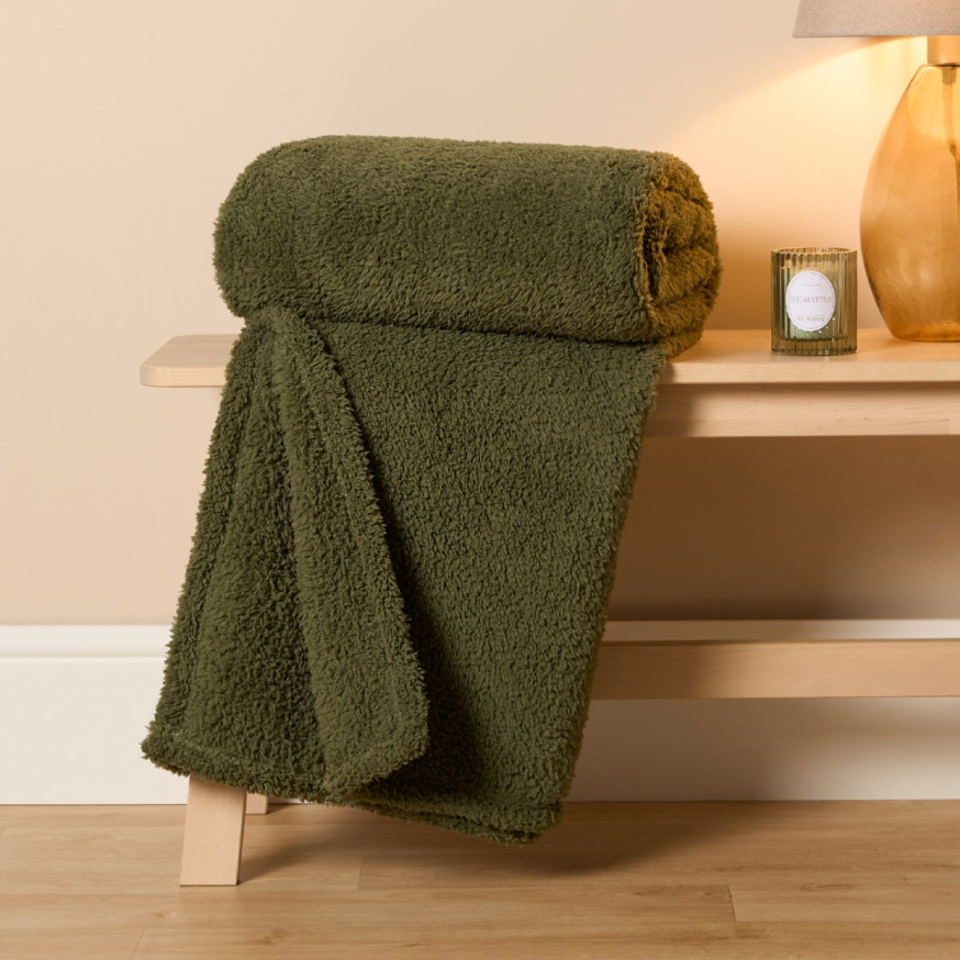 OHS Teddy Fleece Throw - Woodland Green