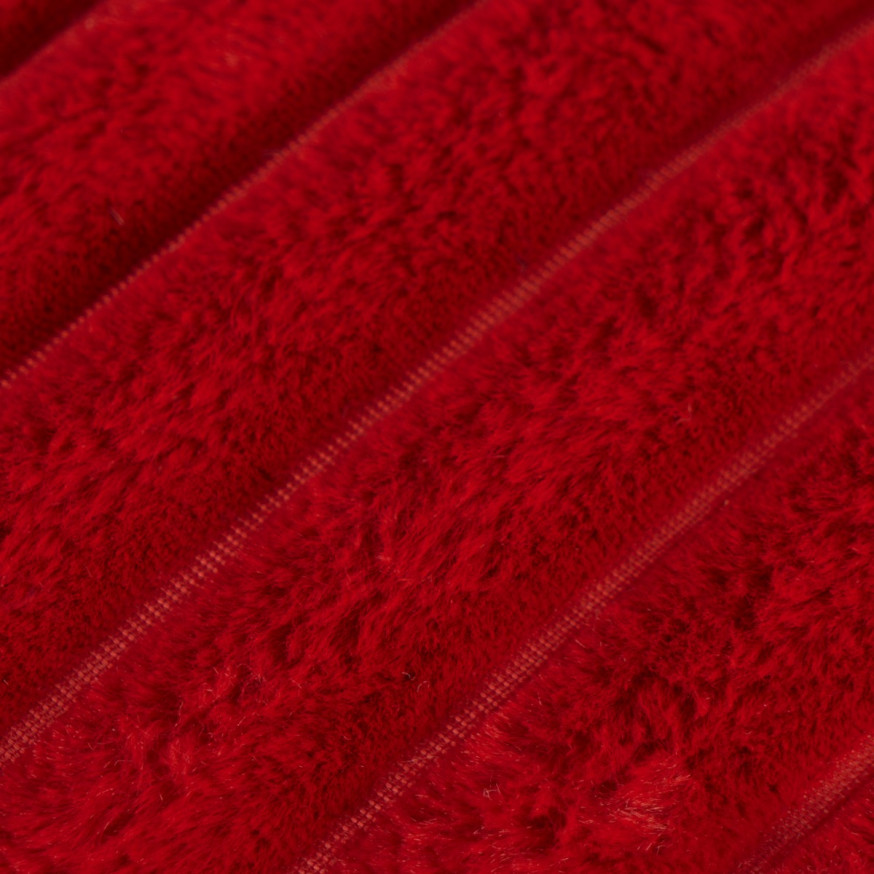 OHS Faux Fur Thick Ribbed Throw - Red
