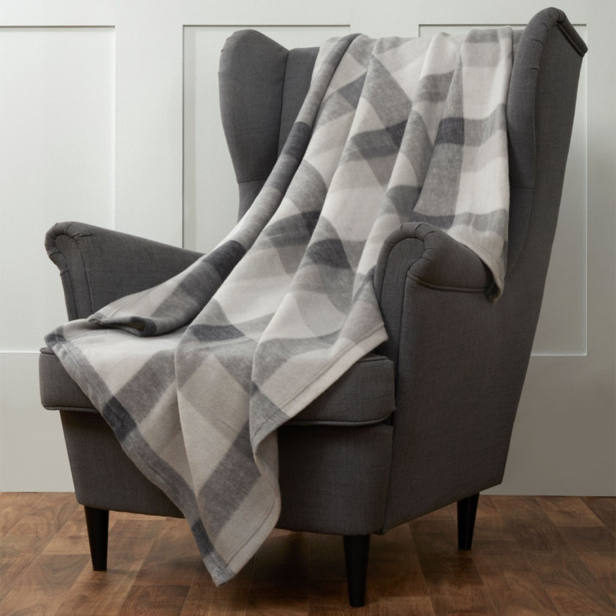 Dreamscene Plain Fleece Throw, Blush Pink - 120 x 150 cm