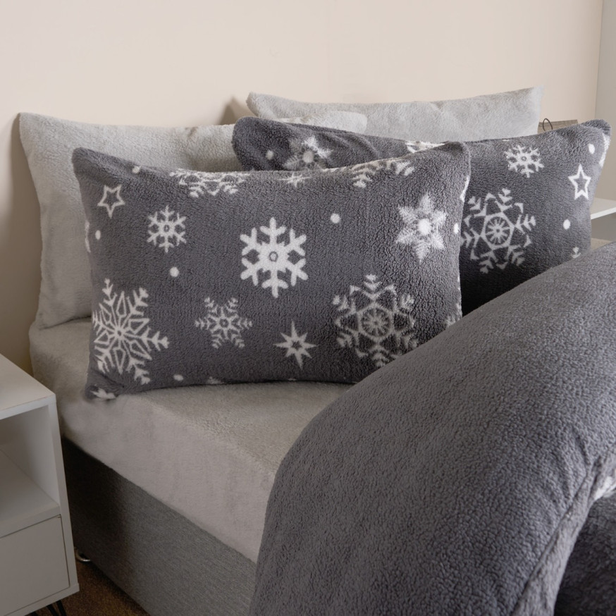 OHS Snowflake Teddy Duvet Set - Grey