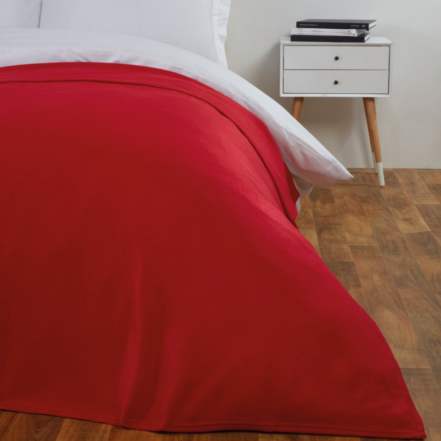 Dreamscene Plain Fleece Throw - Red