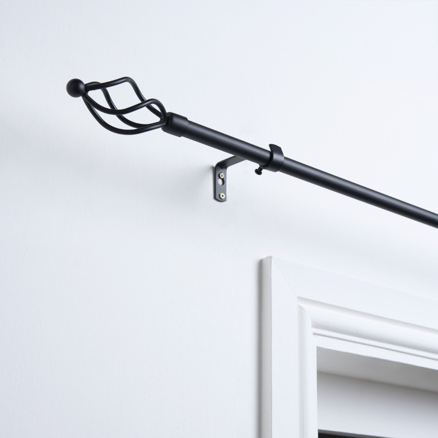 OHS Twist Extendable Curtain Pole - Black